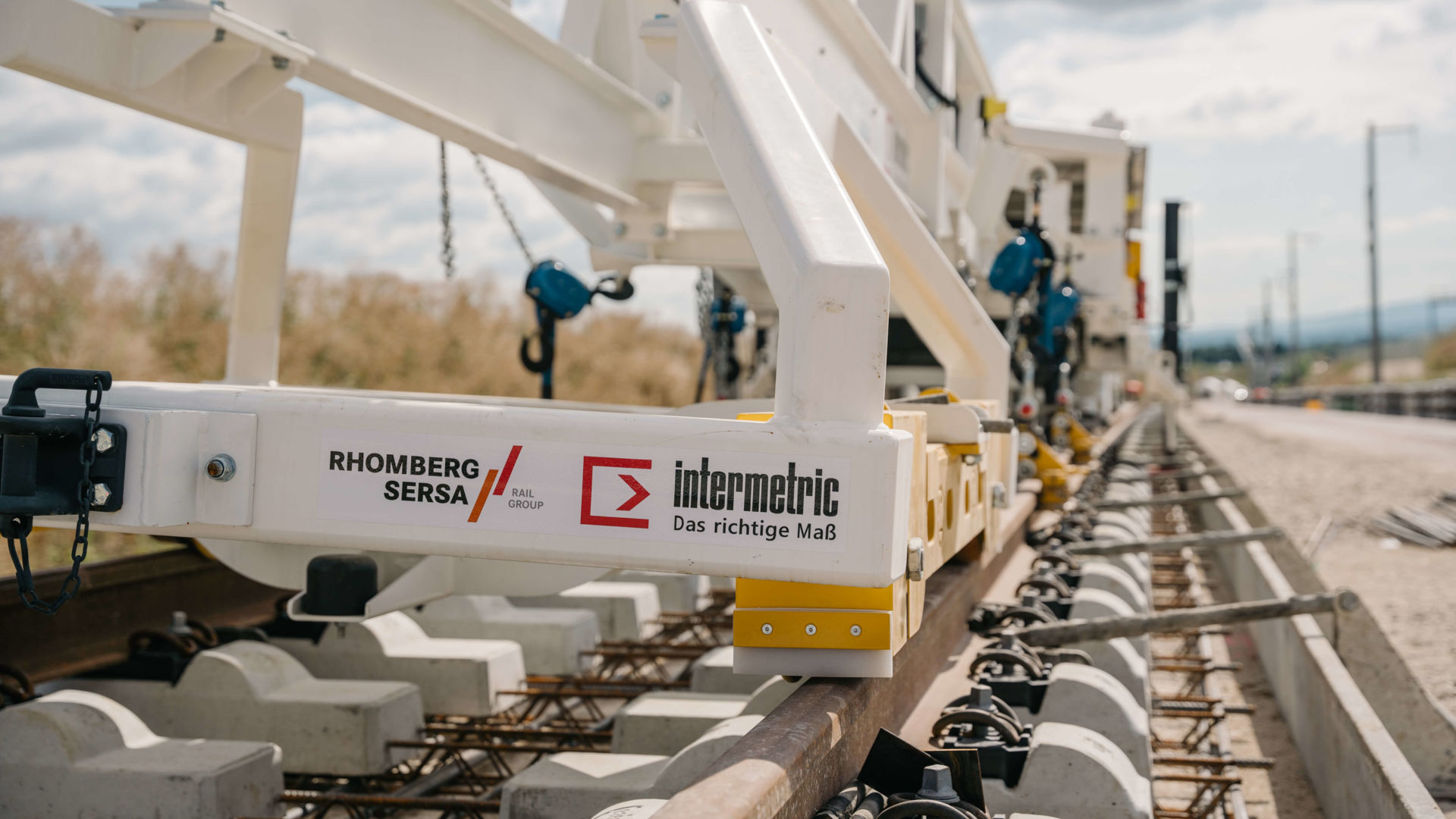 RhoMAT – Semi-automated track alignment system - Rhomberg Sersa Rail ...